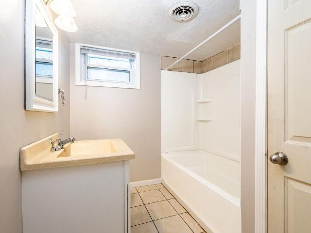 46th Street Apartments 1 Bedroom Apartment for Rent at 640 North 46th Street, Omaha, NE 68132 Dundee