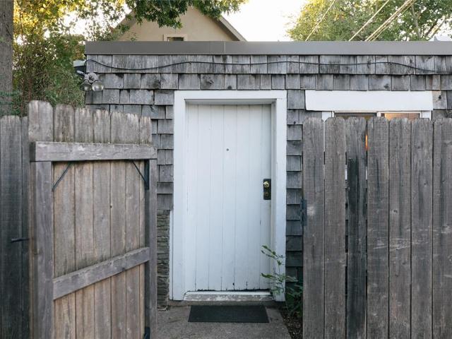 4704 Lafayette Avenue