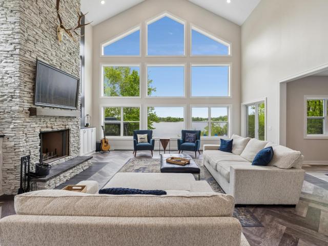 4704 S Lake Sarah Drive