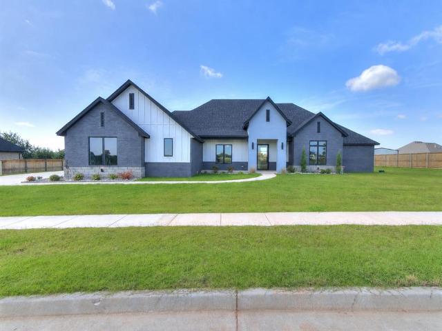 4704 SE 37th Street