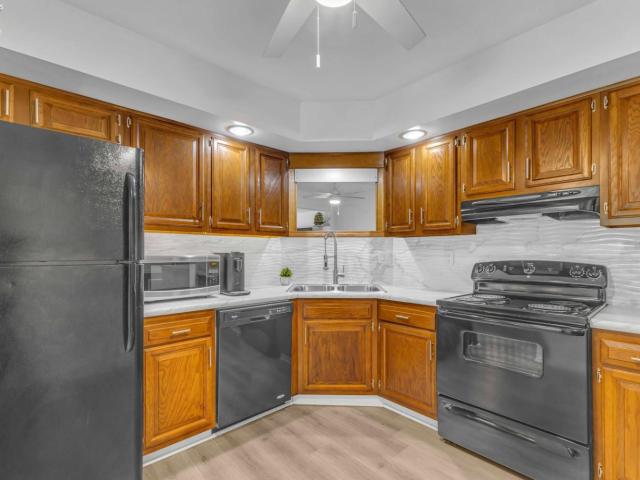 4704 Venice Heights Blvd # 210