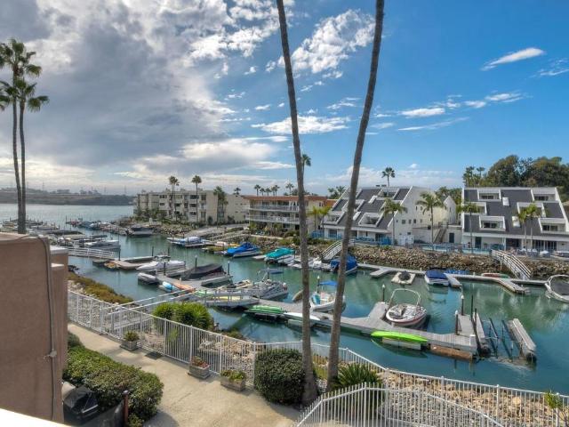 4705 Marina