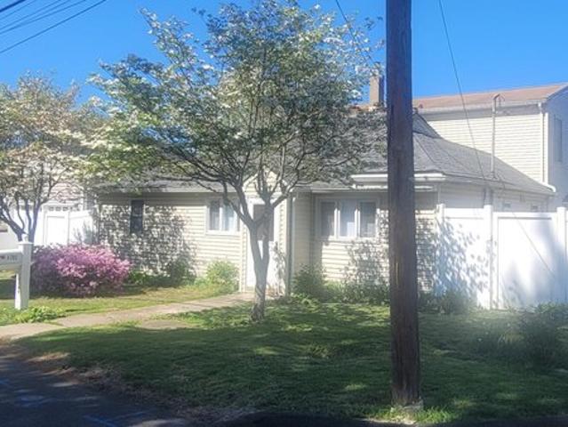 4705 Oak Ave, Feasterville Trevose, PA 19053