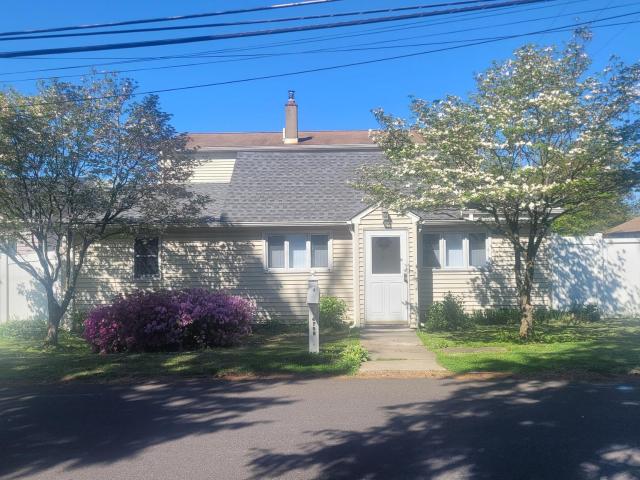 4705 Oak Ave, Feasterville Trevose, PA 19053 | MLS #PABU2119