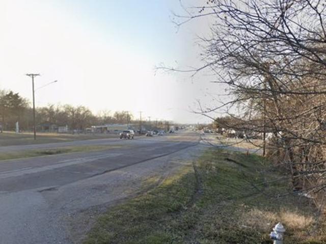 4705 W Jefferson Blvd, Dallas, TX 75211
