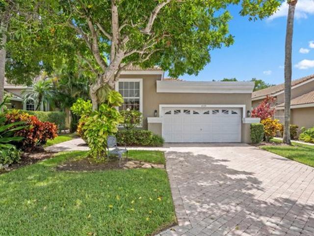 4706 Carlton Golf Dr, Lake Worth, FL 33449
