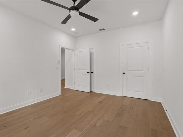 4706 Coleridge Court 432