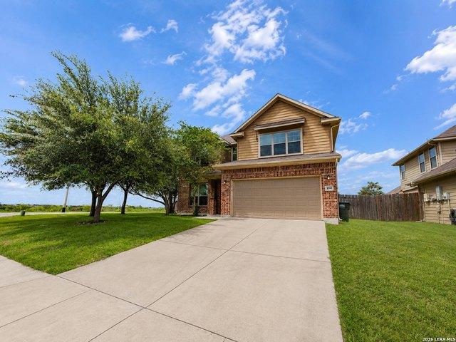 4706 Creekwood St, Schertz, TX 78108