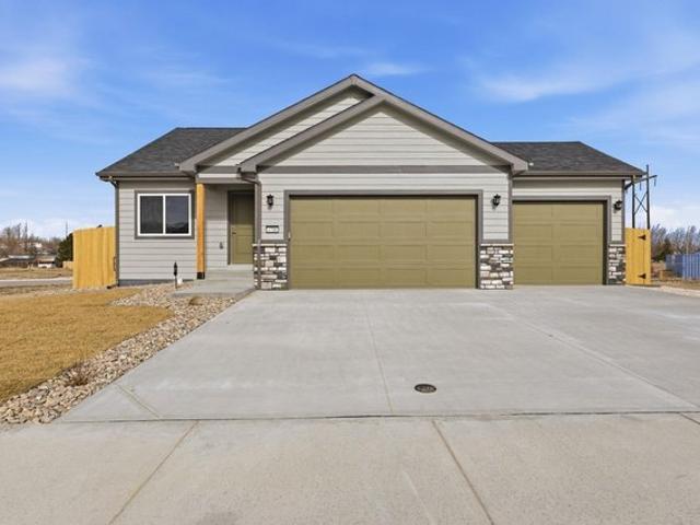 4706 Shale Cir, Mills, WY 82604