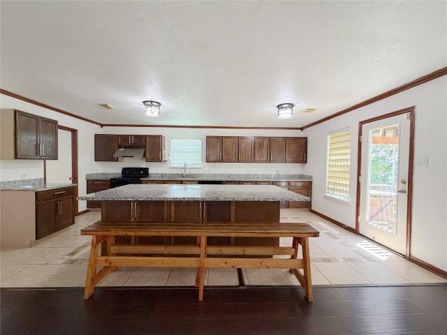4707 Meadowthorn Court
