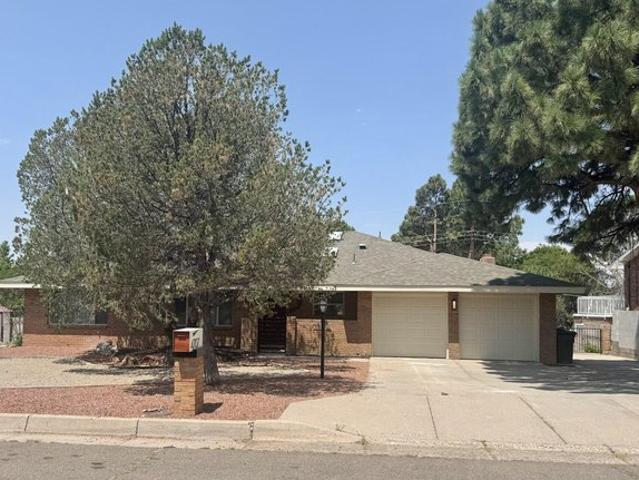 4707 Huntington Dr NE, Albuquerque, NM 87111