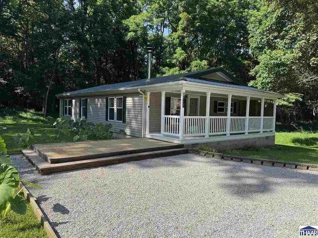 4707 W Four Seasons Dr, Rockville, IN 47872