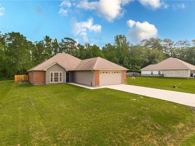 47081 Vineyard Trace, Hammond, LA 70401 | Compass