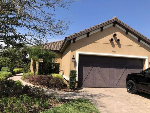 4708 Alexandria Ct, Palmetto, FL 34221
