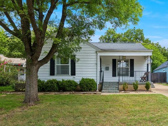 4708 Calmont Ave, Fort Worth, TX 76107