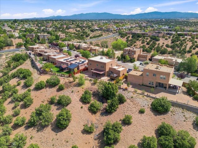 4708 Contenta Ridge