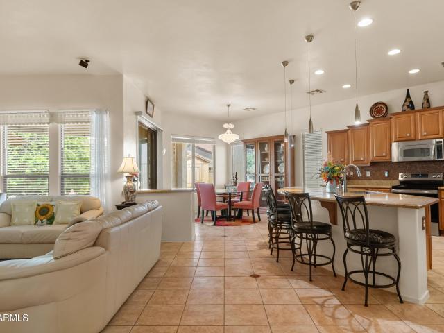 4708 E Sourwood Dr, Gilbert, AZ 85298 | MLS #7011 | Compass