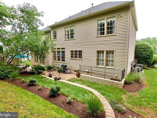47093 Kentwell Place