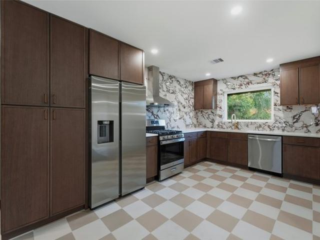 4709 Nina Lee Ln, Houston, TX 77092