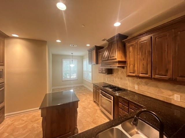 4709 Bayview Drive