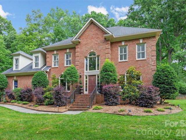 4709 Coburn Ct, Charlotte, NC 28277