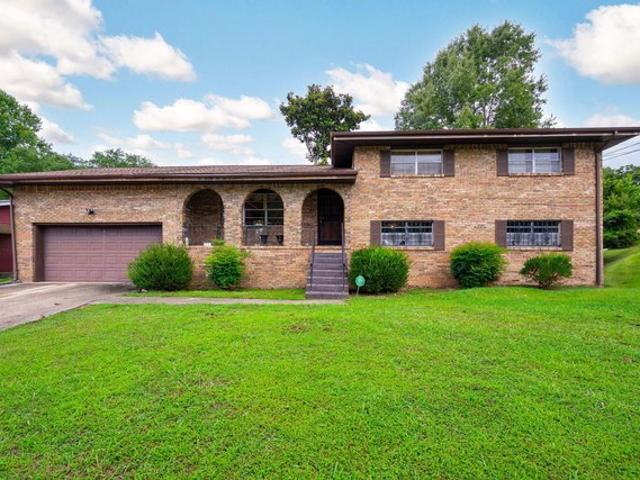 4709 Enterprise Ln, Chattanooga, TN 37416