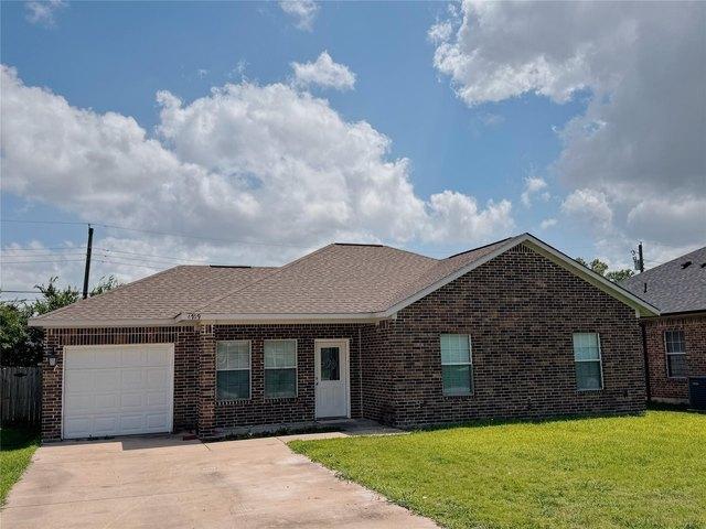 4709 Henry St, Greenville, TX 75401