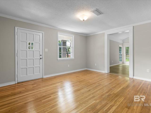 4700 Bit & Spur Road