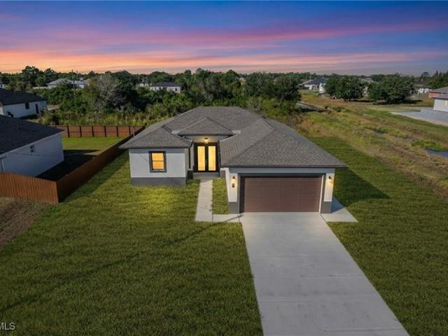 4700 Dora Ave S, Lehigh Acres, FL 33976