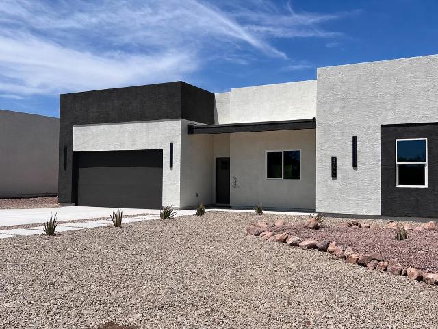 4700 s estrella road