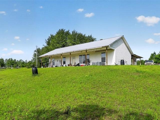 4700 Woody Rd, Marianna, FL 32448