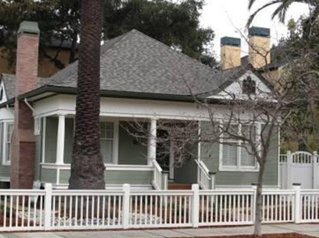 $4700 / 2br 1300ft² Queen Anne Style Old Mountain View