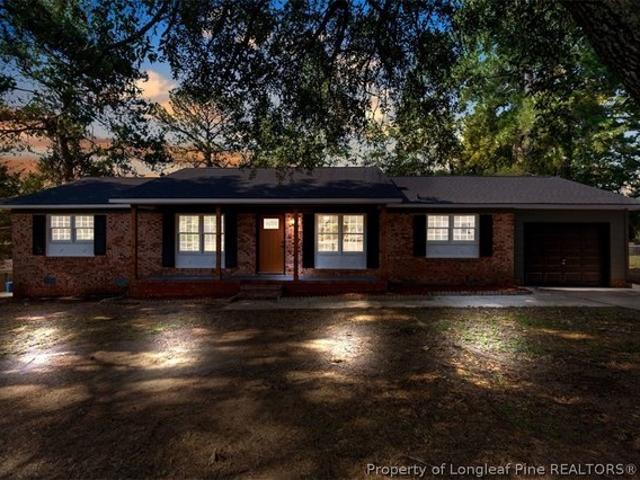 4701 Beaufort Dr, Fayetteville, NC 28304