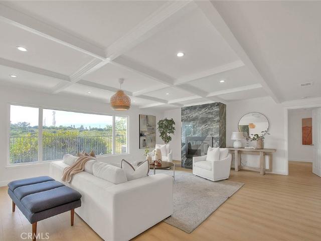 4701 Don Miguel Dr, Los Angeles, CA 90008 | MLS #TR26065