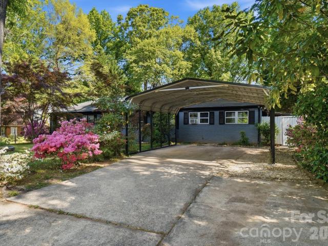 4701 Easthaven Drive