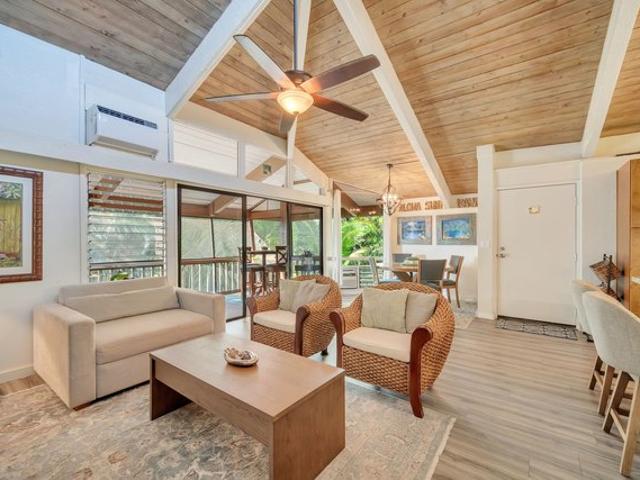 4701 Kawaihau Rd Apt L202, Kapaa, HI 96746