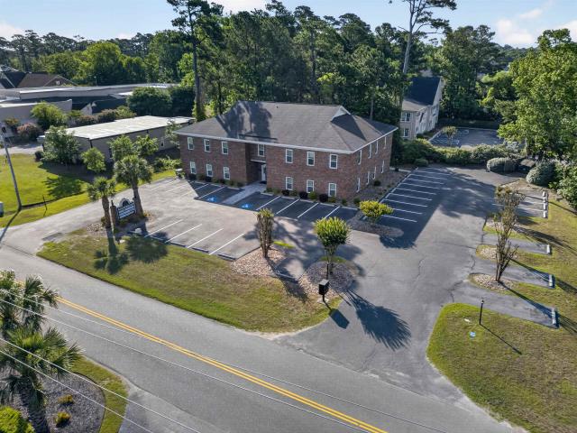 4702 Oleander Dr