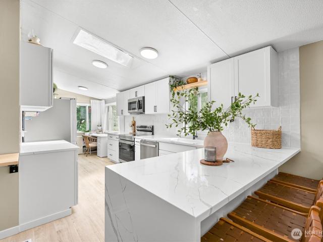 4702 Anderson Road