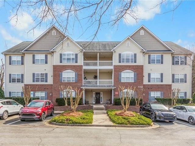 4702 Brighton Park Dr Unit 3D, Winston Salem, NC 27103