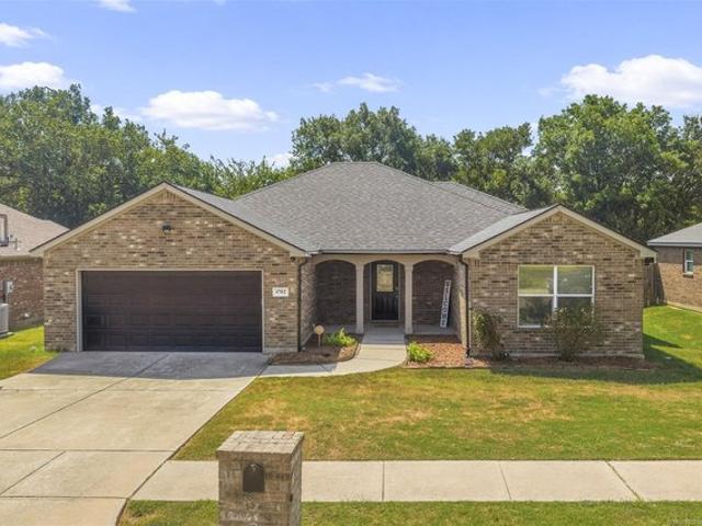 4702 Lake Shore Dr, Ardmore, OK 73401