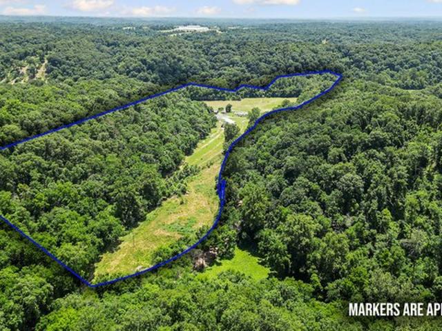 4702 Little Missouri Rd, Pineville, MO 64856
