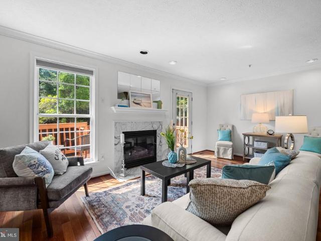4703 Buxton Circle