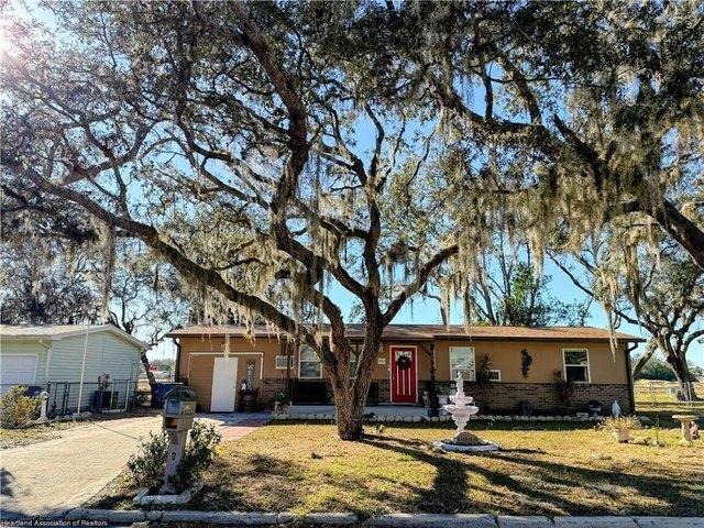 4703 Howard St, Sebring, FL 33870