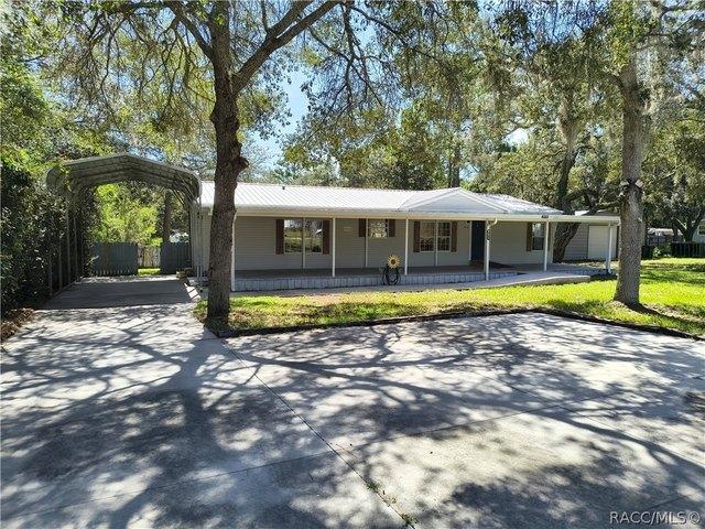 4703 S Hatteray Pt, Lecanto, FL 34461