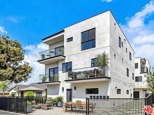 4703 Saturn St, Los Angeles, CA 90019