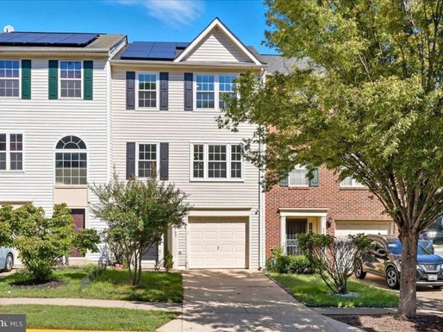 4703 Snowflower Blvd, Oxon Hill, MD 20745