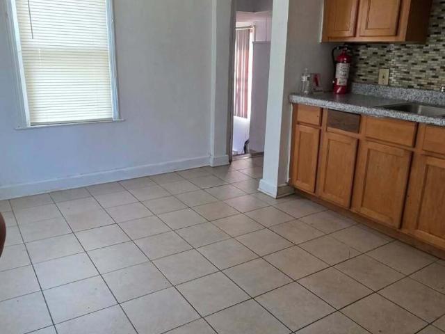 4703 W VIllard Ave