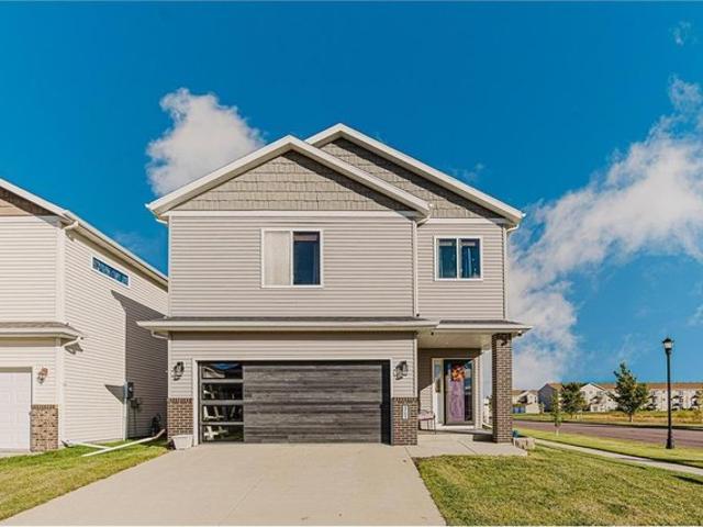 4703 35th Ave S, Fargo, ND 58104