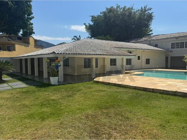 470 Área Útil Casa de Condomínio Alugar, 3 Dormitórios localizado em Barra da Tijuca, Rio de Janeiro, Rio de Janeiro, 22793 318 | Brasil