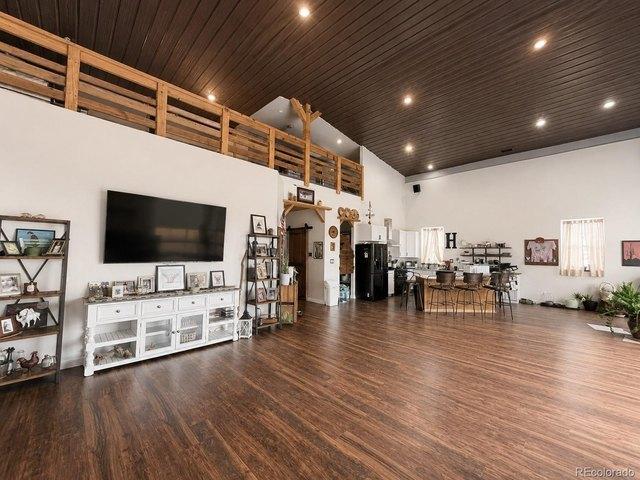 470 Bowie Rd, Penrose, CO 81240